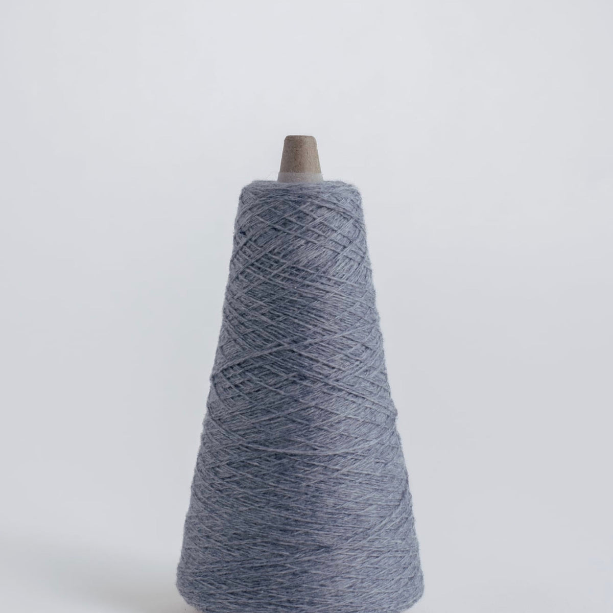 【No.25】アラシャン地区産カシミヤ糸（極細） – WOOL STUDIO